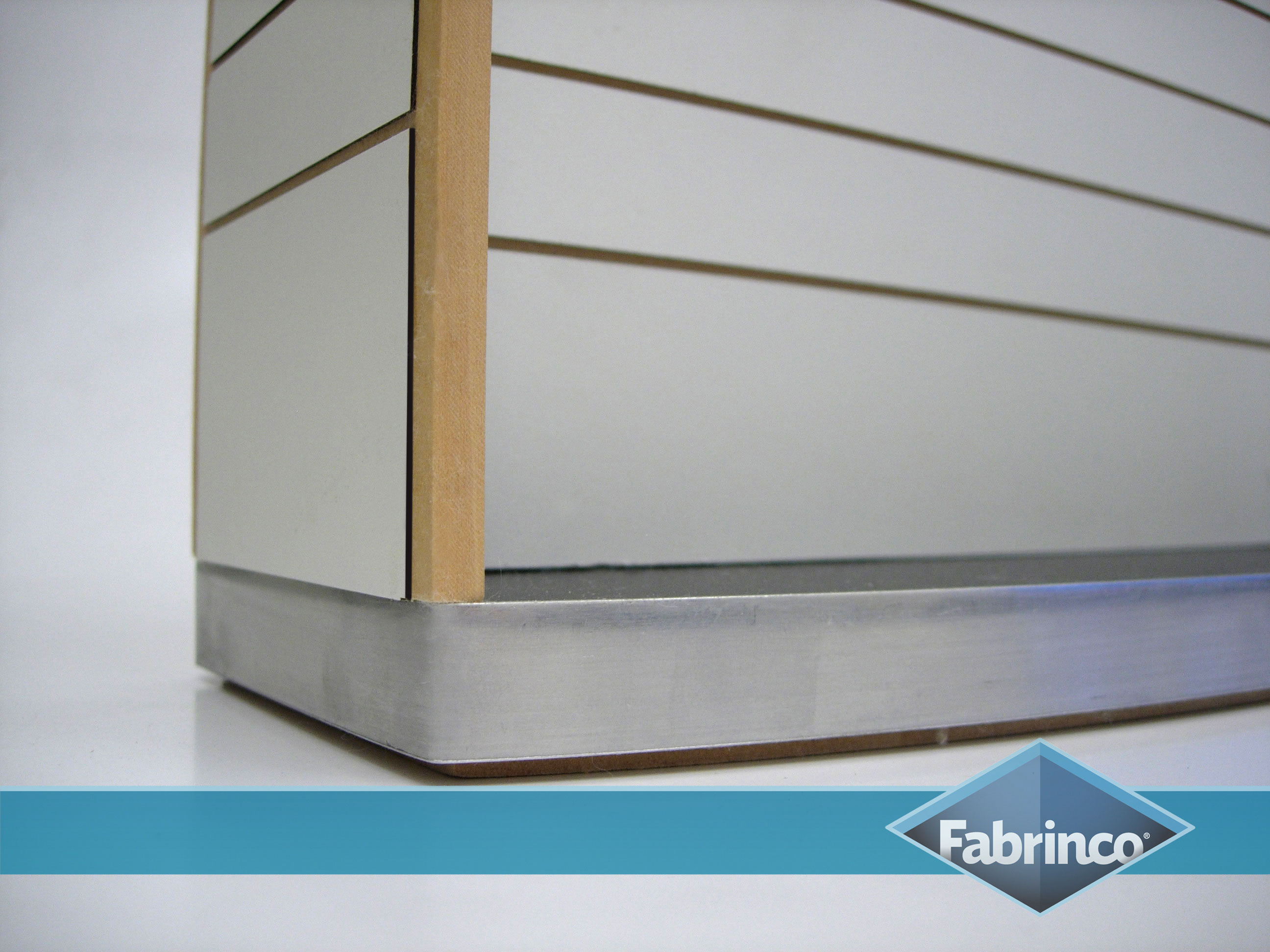 04_mdf-aluminio-formica_03-03-09 - Fabrinco