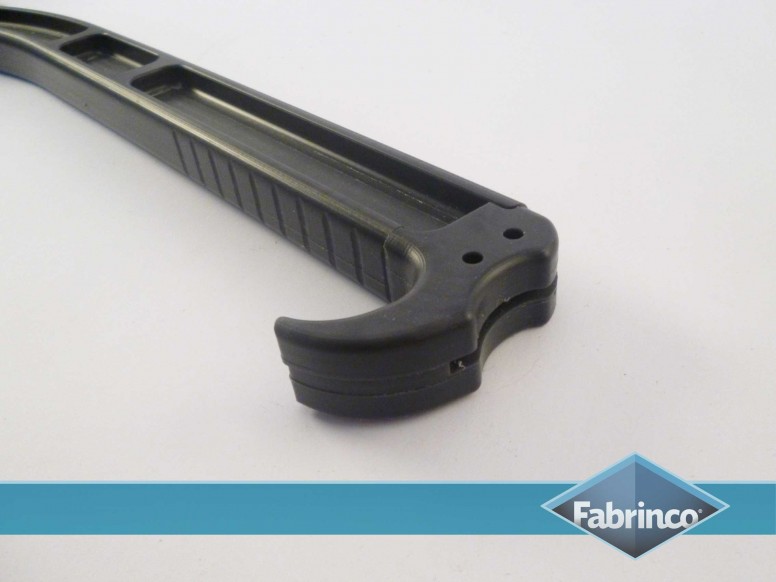 06-Delrin-negro-para-William-Clark-27-01-2012 - Fabrinco